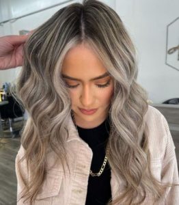53 Must-Try Money Piece Hair Highlights To Transform Your Look