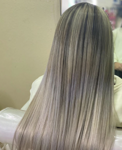 53 Must-Try Money Piece Hair Highlights To Transform Your Look