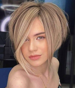 We Love These Feathered Bob Hairstyles That Add Volume & Flow To Your Hair