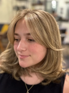 Get Ready To Fall In Love With These 39 Cute Curtain Bangs Hairstyles