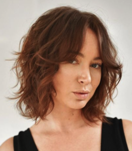 Get Ready To Fall In Love With These 39 Cute Curtain Bangs Hairstyles