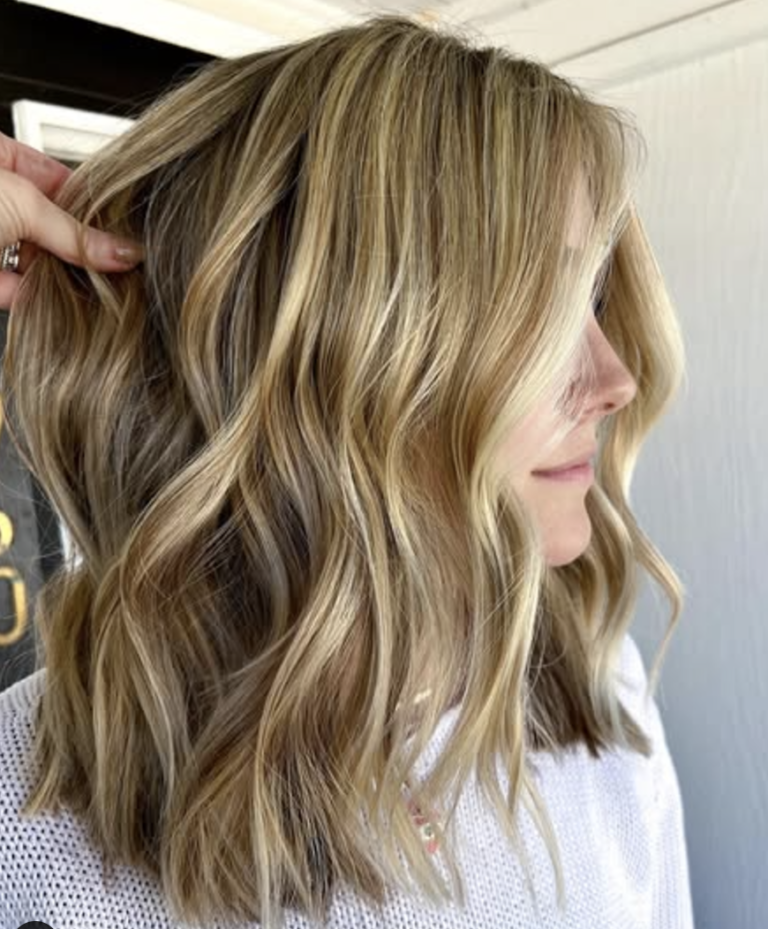 93 Stunning Examples of Side-Part Layered Hair