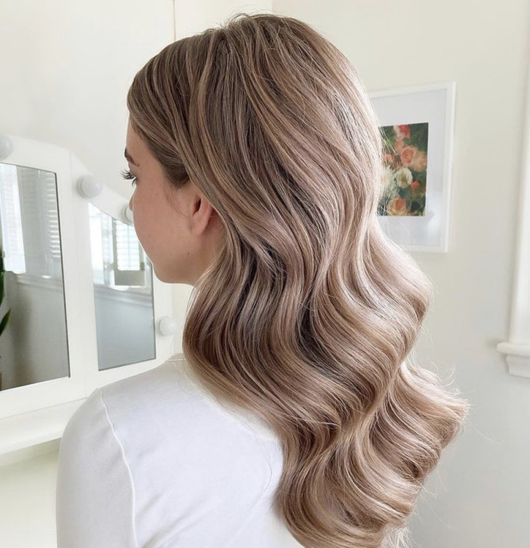 93 Stunning Examples of Side-Part Layered Hair