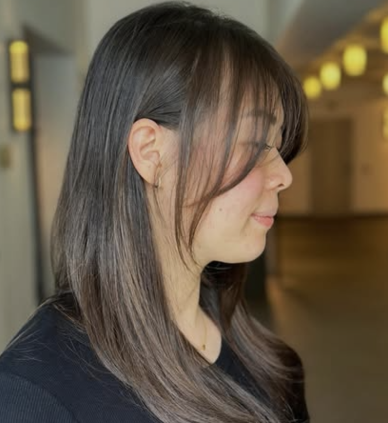 93 Stunning Examples of Side-Part Layered Hair