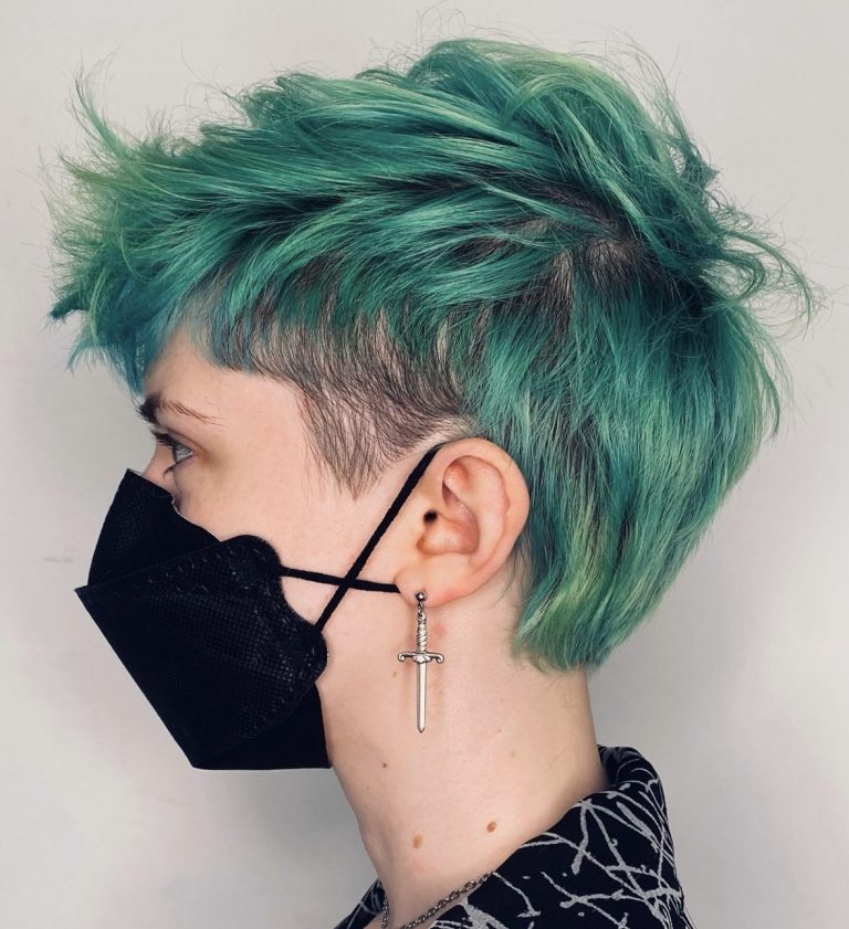 27 Wolf Cuts for Short Hair With SERIOUS Wow Factor