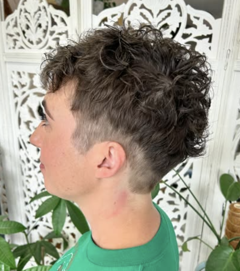 80 Short Curly Hairstyles That Steal The Show