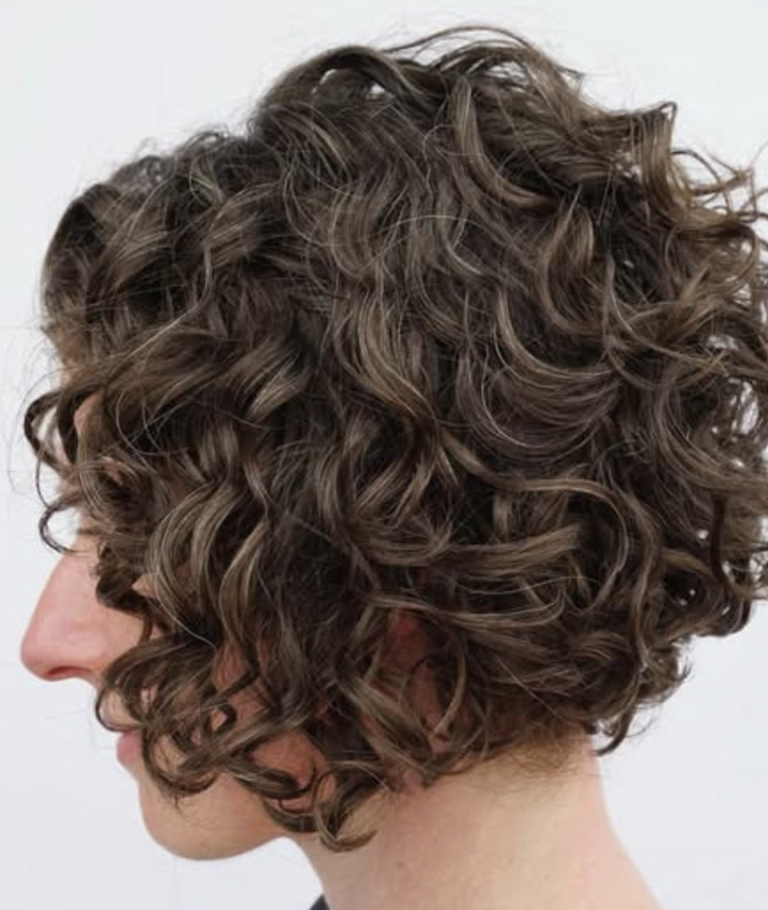 80 Short Curly Hairstyles That Steal The Show