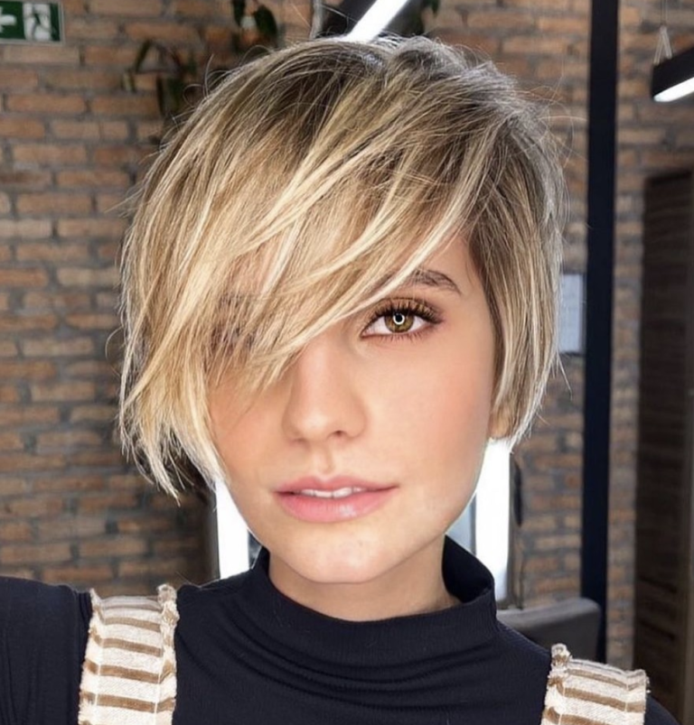 80 Flawlessly Feminine Hairstyles For Square Faces