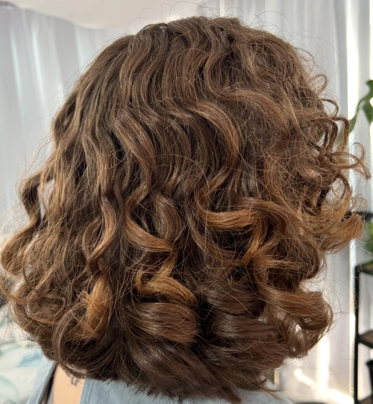 80 Flawlessly Feminine Hairstyles For Square Faces