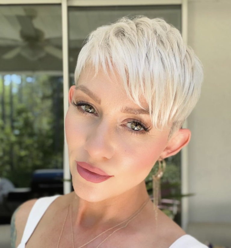 80 Flawlessly Feminine Hairstyles For Square Faces