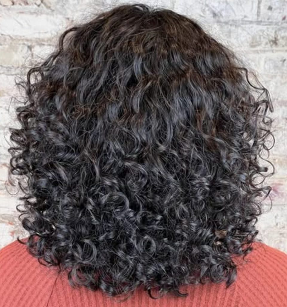 83 Stunning Shoulder-Length Hairstyles For Curly Hair