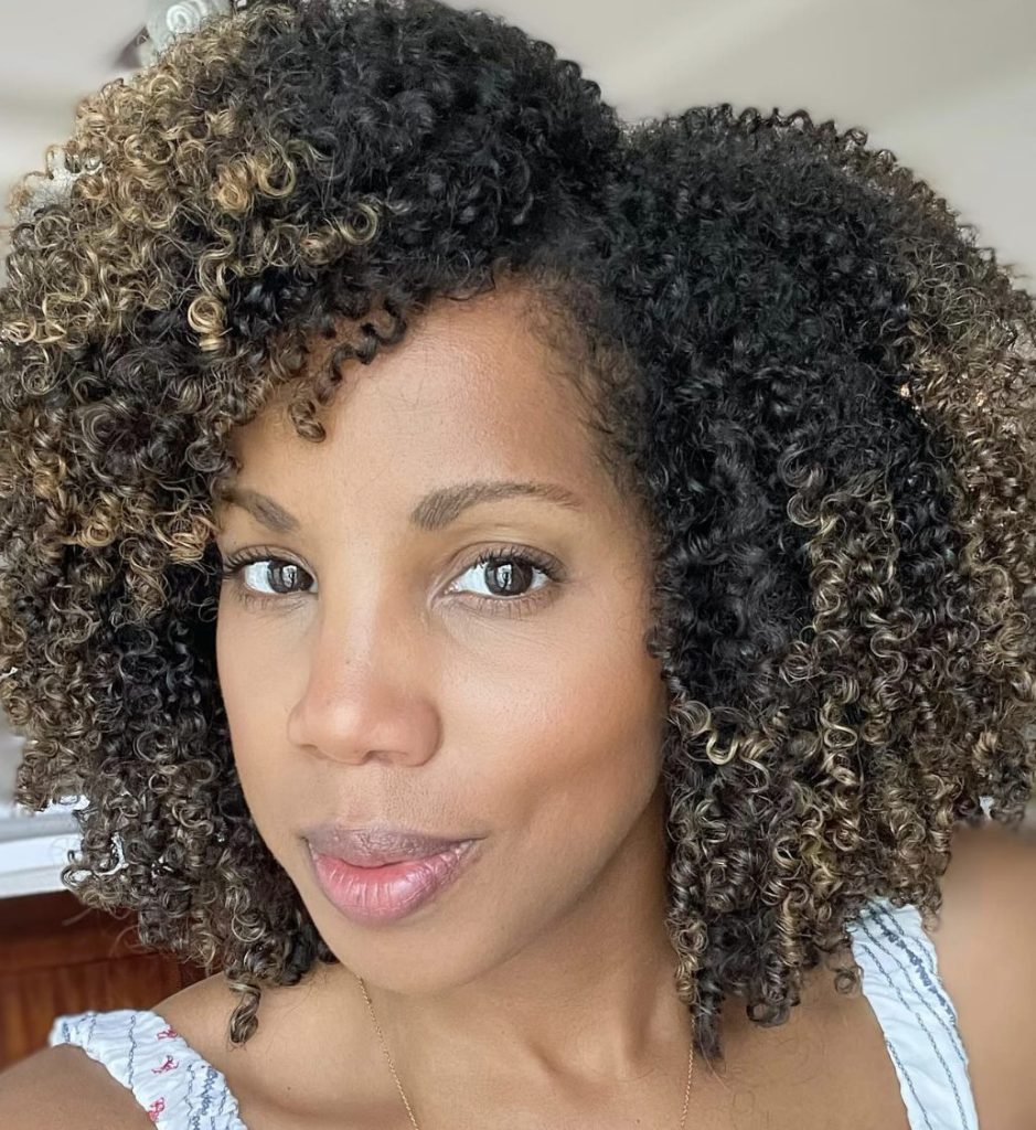 83 Stunning Shoulder-Length Hairstyles For Curly Hair