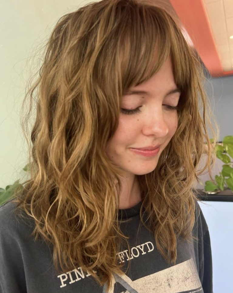 Why The Short Shag Is Taking Over: 65 Gorgeous Styles