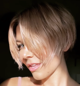 Celebrities Are Obsessed With These 75 Cute Choppy Bobs