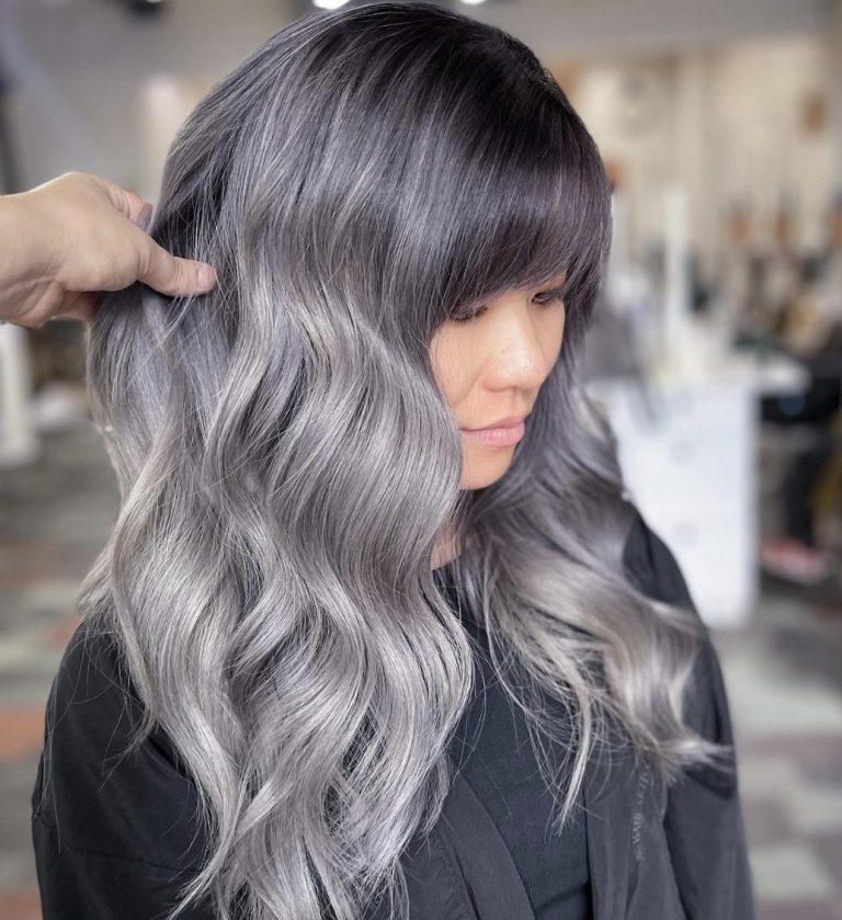 65 Ravishing Silver & White Highlight Ideas That Redefine Aging Gracefully