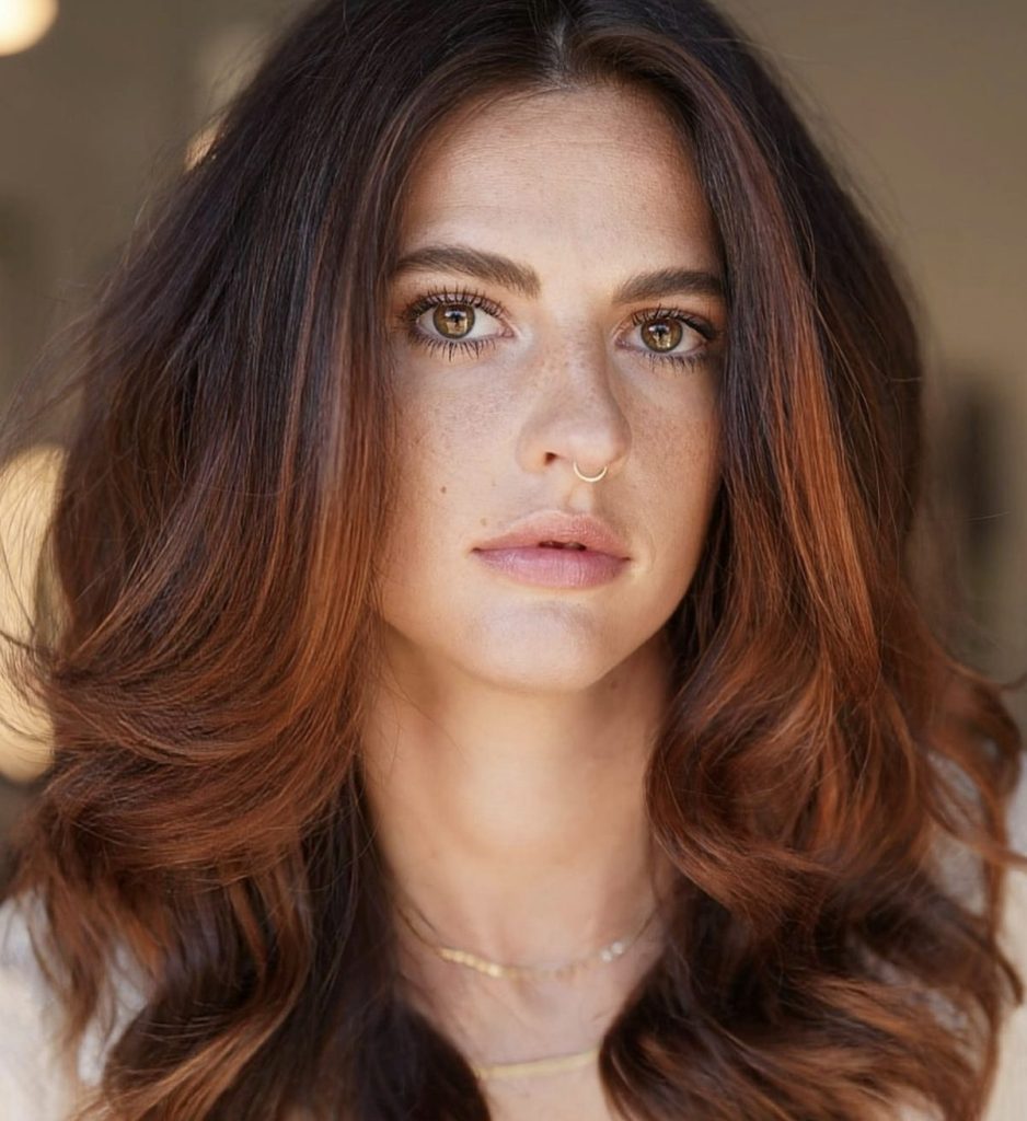 60 Beautiful Auburn Hairstyles You Have To Try in 2025