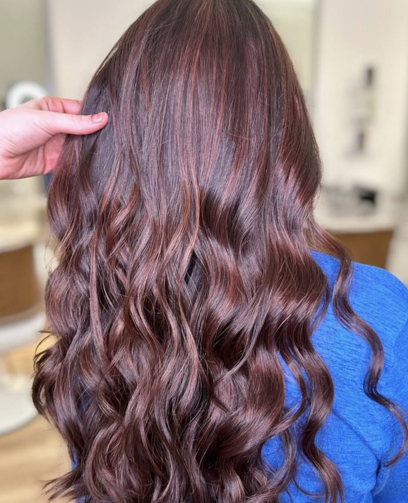 60 Beautiful Auburn Hairstyles You Have To Try in 2025