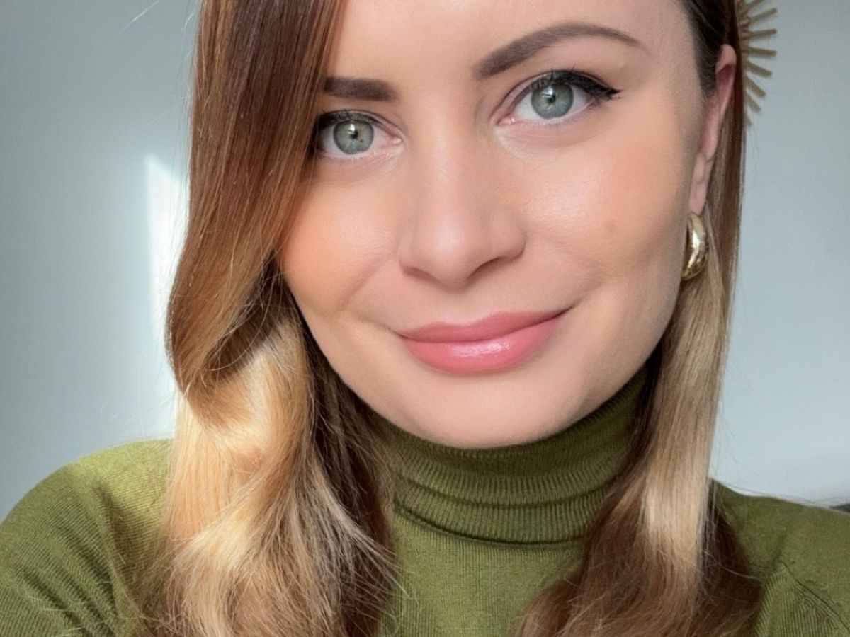 I Wash My Hair Every Day—Here's How I Maintain It