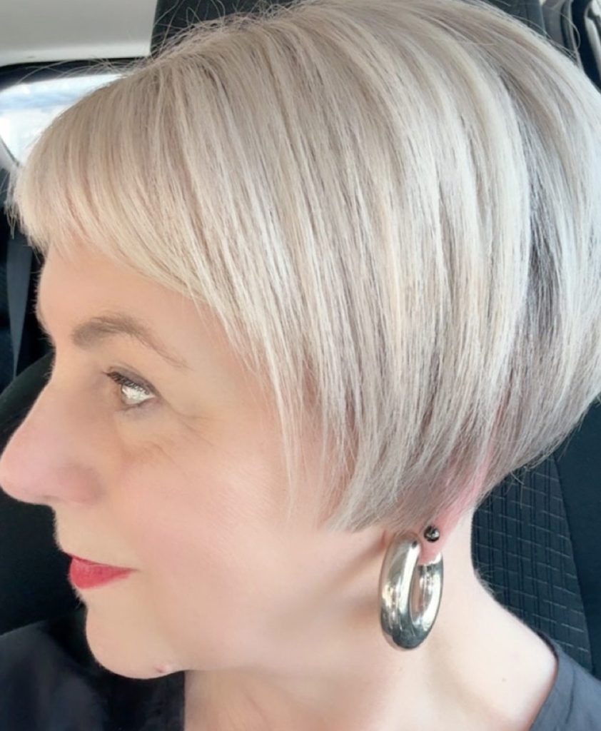 These 50 Charming Pixie Hairstyles Are A Hit With Women Over 50