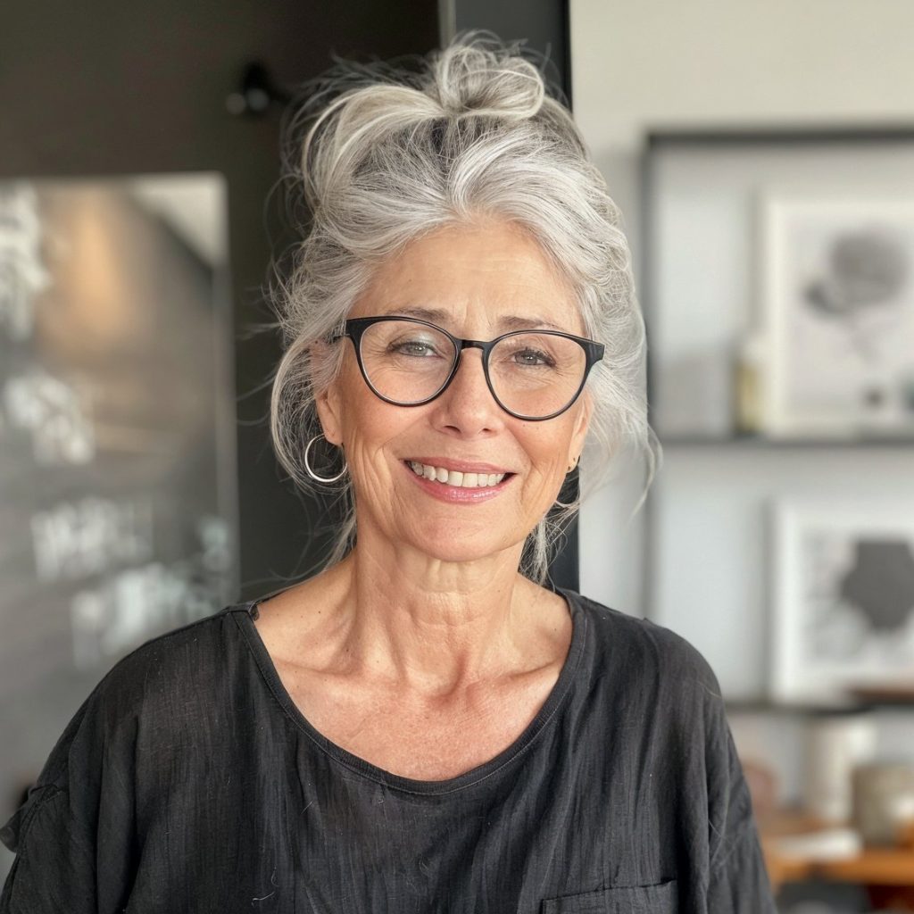 These 35 Elegant Hairstyles Prove That Glasses Are The Ultimate ...