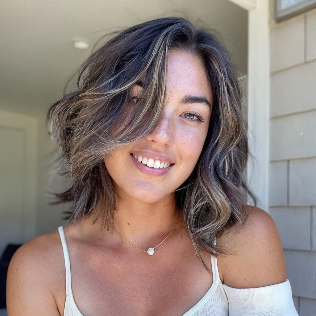 We Love These Feathered Bob Hairstyles That Add Volume & Flow To Your Hair