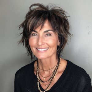 Sink Your Claws Into These 25 Kitty Cuts That Show Off 2024's IT GIRL ...