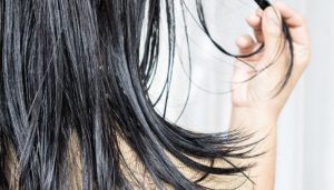 Greasy Hair? Here’s 8 Things You Should & Shouldn’t Do